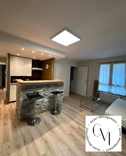 Appartement à louer - Courbevoie - 2 pièces - 1 chambre