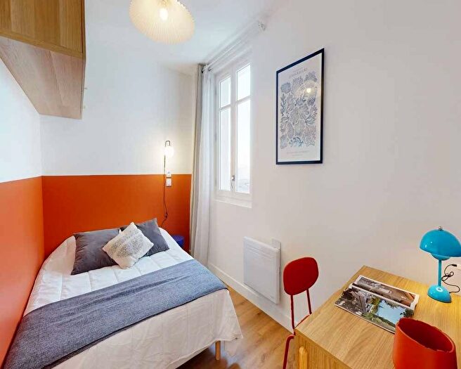 Appartement 9 pièces à Faubourg du Temple-Hôpital Saint Louis, Paris ème arrondissement, à louer