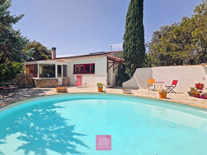 Maison 5 pièces à Nîmes, Terres de Rouvière, L'Eau Bouillie, à vendre