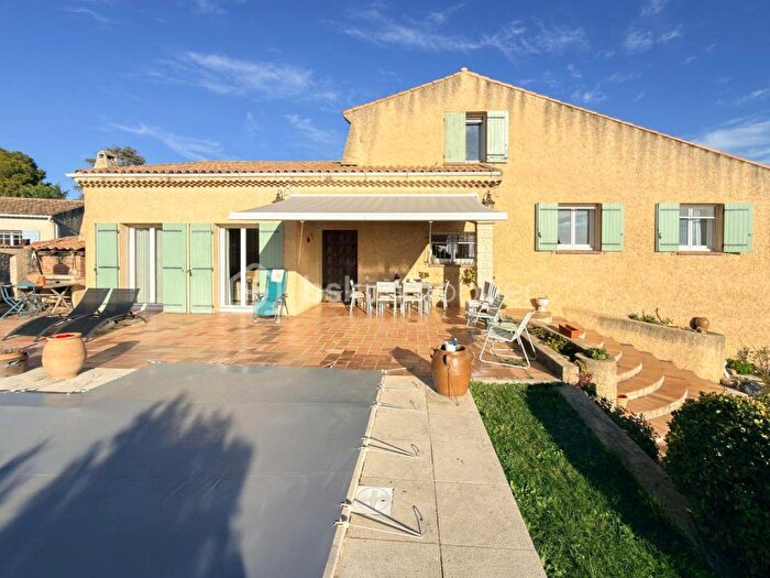 Maison à vendre - Saint-Chamas - 5 pièces - 4 chambres