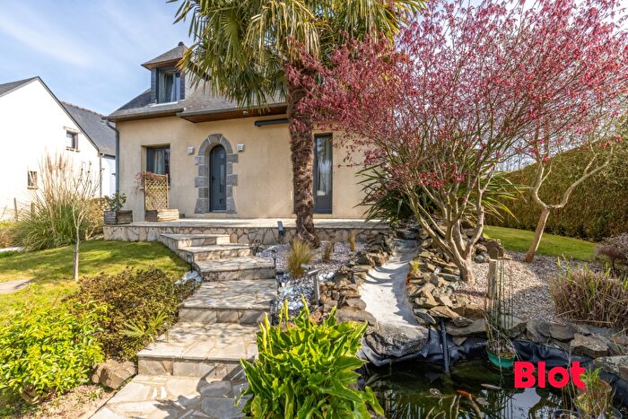 Maison à vendre - Montreuil-le-Gast - 6 pièces - 4 chambres