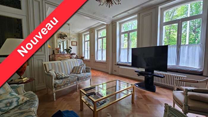 Maison à vendre - Béthune, Centre-ville - 8 pièces - 5 chambres