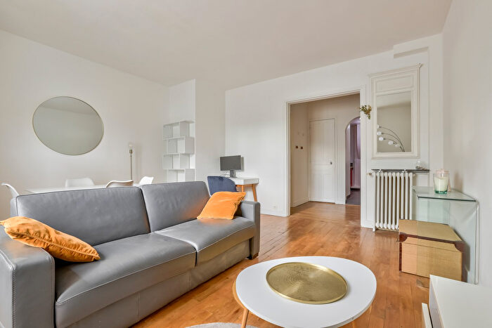 Appartement à vendre - Paris e , Porte de Saint-Cloud, Auteuil-Sud - 3 pièces - 2 chambres