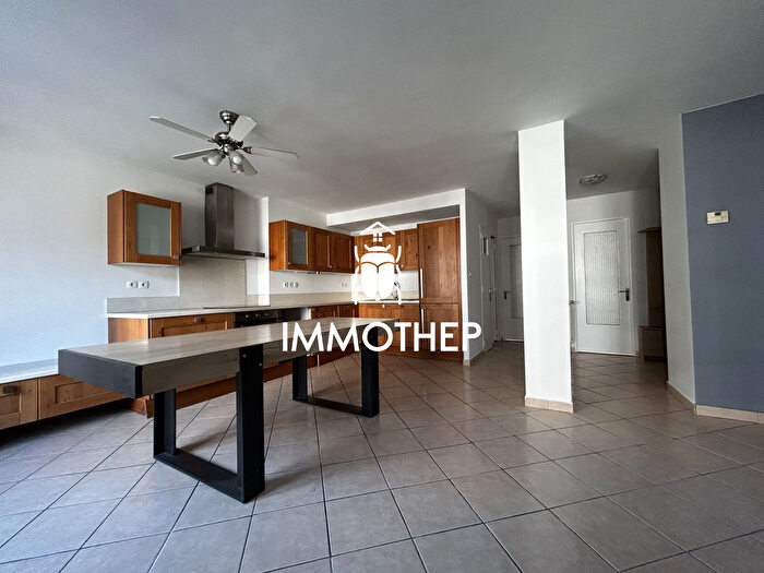 Appartement à louer - Grenoble, Ile Verte - 3 pièces - 2 chambres