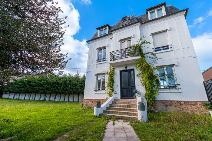 Maison à vendre - Montlignon - 6 pièces - 4 chambres