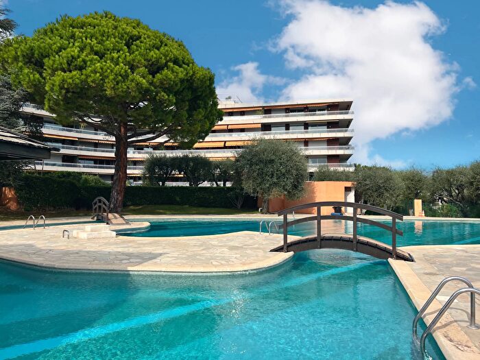 Appartement 2 pièces à Nice, Lanterne, à vendre