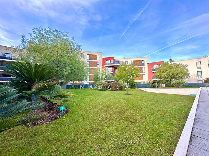 Appartement à vendre - La Roquette-sur-Siagne - 2 pièces - 1 chambre