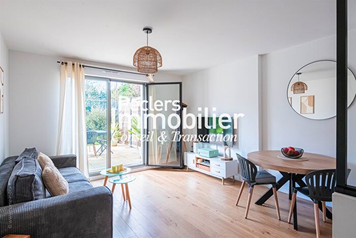 Appartement à vendre - Rueil-Malmaison, Richelieu, Chataigneraie - 3 pièces - 2 chambres