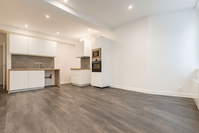 Appartement à vendre - La Rochelle, Centre-ville, Vieux-port, Marché - 2 pièces - 1 chambre