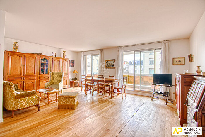 Appartement à vendre - Le Chesnay, Tartre - 6 pièces - 4 chambres