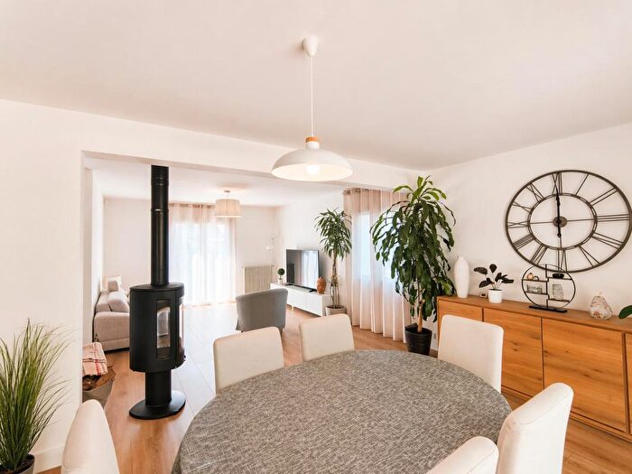 Maison 7 pièces à vendre à Saint-Benoît