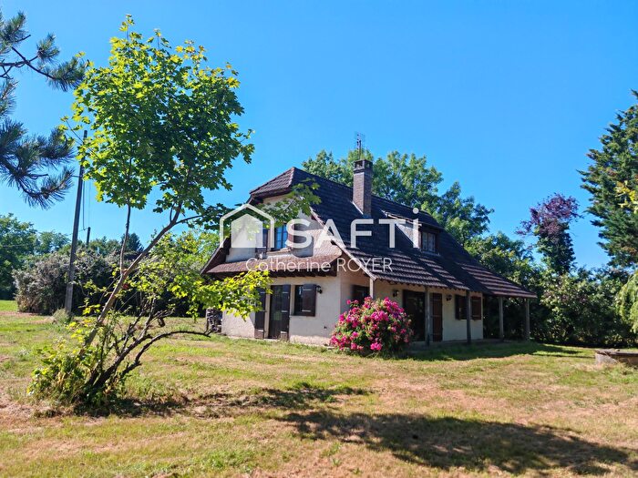 Maison 4 pièces à Montjay, à vendre