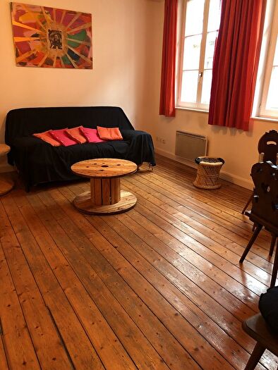 Appartement à louer - Strasbourg, Centre-ville, Mairie - 3 pièces - 2 chambres