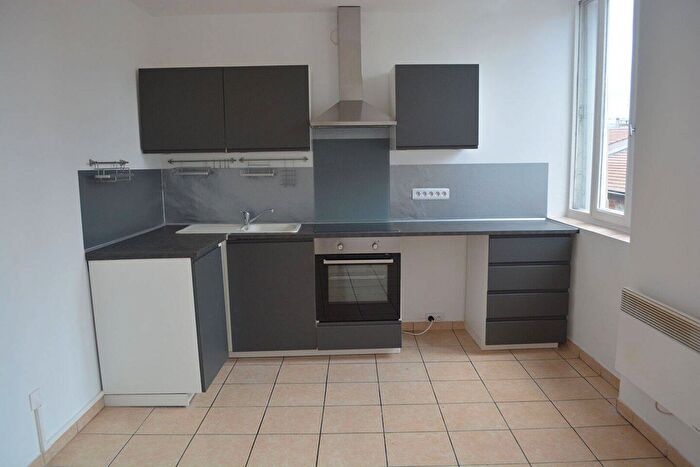 Crêt de Roc, Saint-Étienne : Appartement 4 pièces à louer