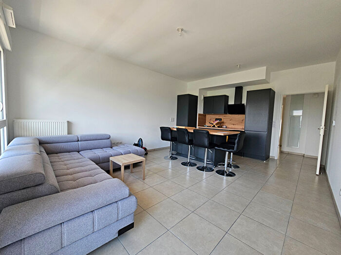 Villeurbanne, Einstein, Salengro - Appartement 3 pièces à louer