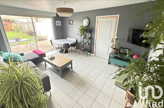 Maison à vendre - La Jarne - 6 pièces - 4 chambres