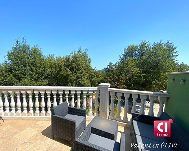 Appartement à vendre - La Roquebrussanne - 2 pièces - 1 chambre