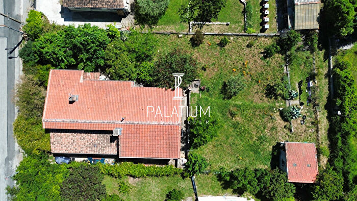 Château-Arnoux-Saint-Auban : Maison 4 pièces à vendre