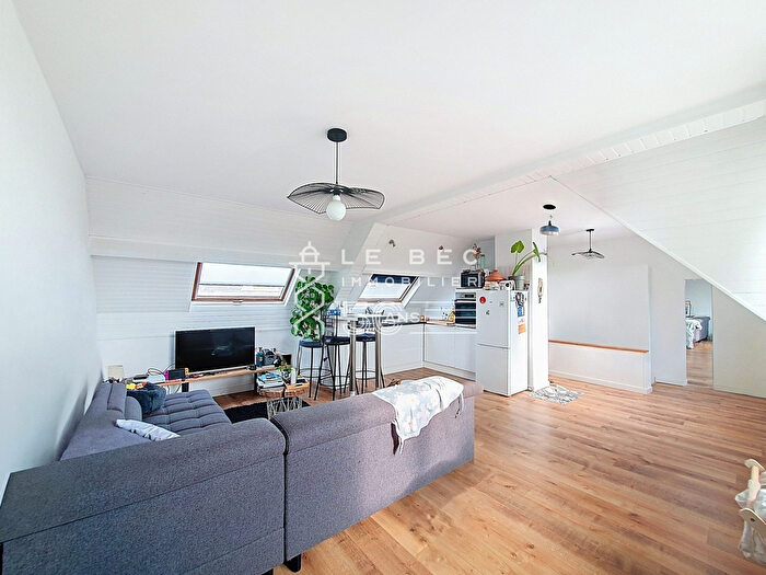 Appartement à vendre - Lanester, Petit Lanester, Maison des Choux, Bellevue - 2 pièces - 1 chambre