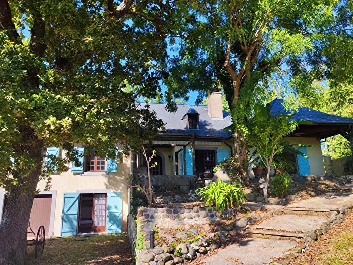 Maison à vendre - Aramits - 6 pièces - 4 chambres