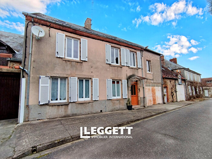 Maison à vendre - Saint-Léger-Magnazeix - 9 pièces - 4 chambres