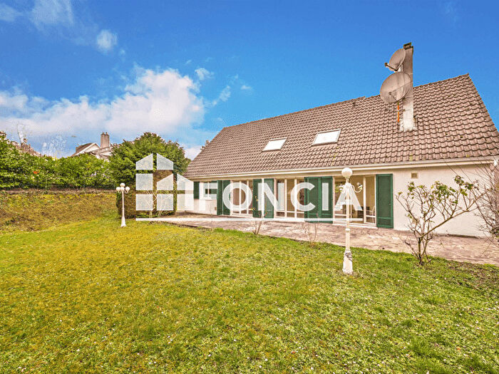 Maison à vendre - Vernouillet - 7 pièces - 4 chambres