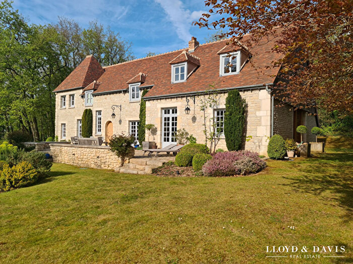 Maison à vendre - Janville-sur-Juine - 10 pièces - 5 chambres