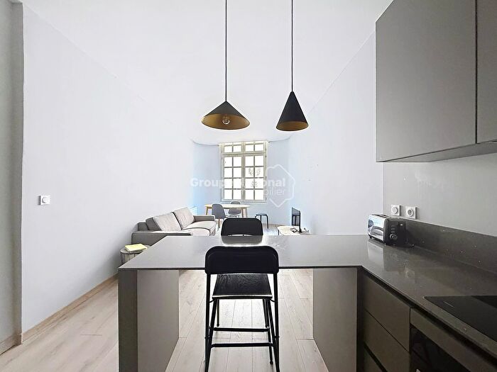Avignon, Palais des Papes, Zone Piétonne - Appartement 2 pièces à louer