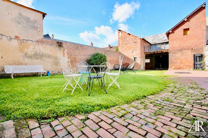 Orbec : Maison 10 pièces à vendre