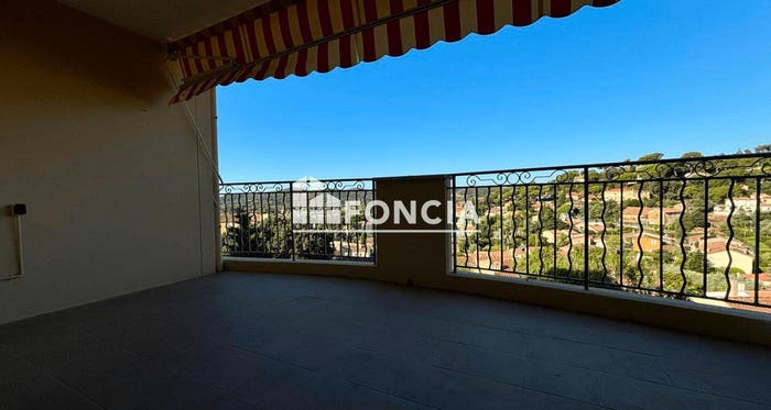 Sud Ouest, Bormes-les-Mimosas - Appartement 2 pièces à louer