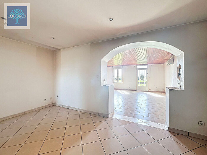 Maison à vendre - Saint-Ciers-sur-Gironde - 6 pièces - 4 chambres