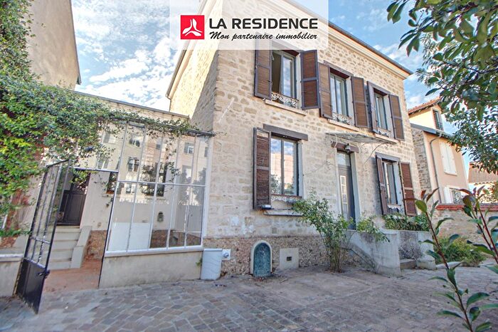 Maison 9 pièces à Verneuil-sur-Seine, à vendre