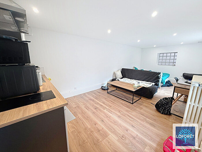 Appartement à louer - Dijon, Colombière, Parc Chevreul - 1 pièce