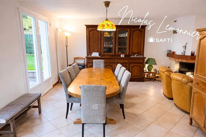 Maison à vendre - Esquay-Notre-Dame - 5 pièces - 4 chambres