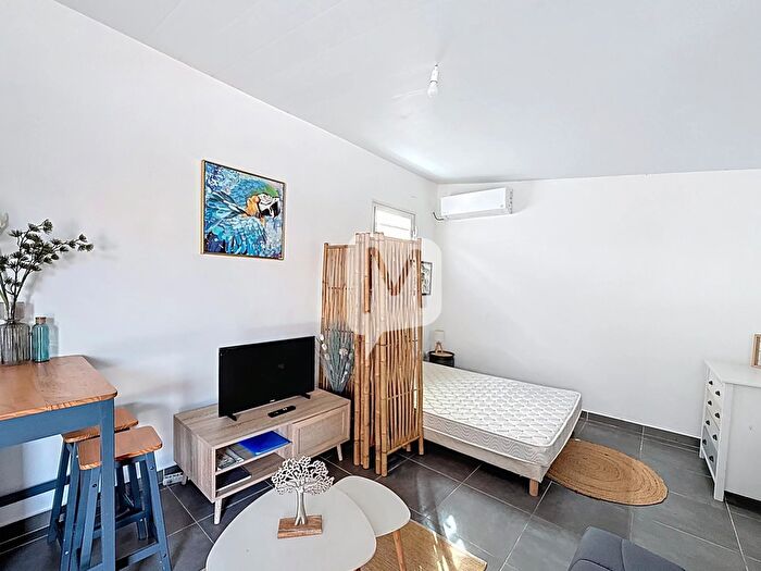 Appartement à louer - Remire-Montjoly - 1 pièce