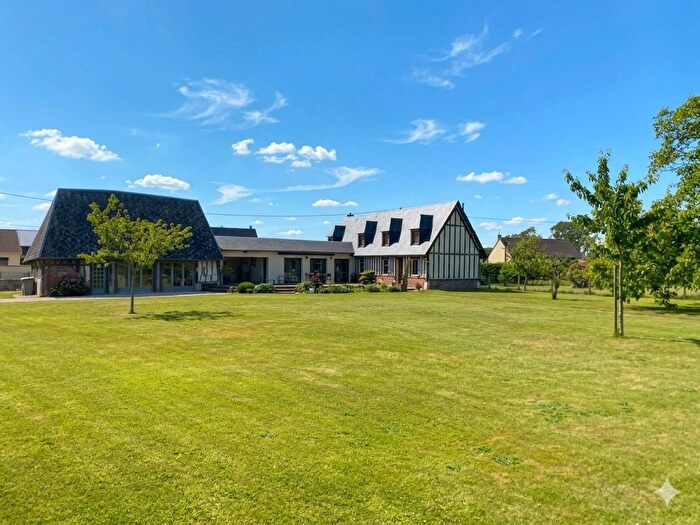 Maison 5 pièces à Saint-Aubin-d'Écrosville, à vendre
