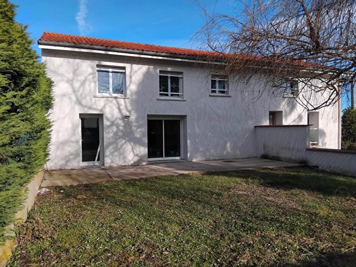 Appartement à louer - Saint-Genest-Lerpt - 6 pièces - 4 chambres