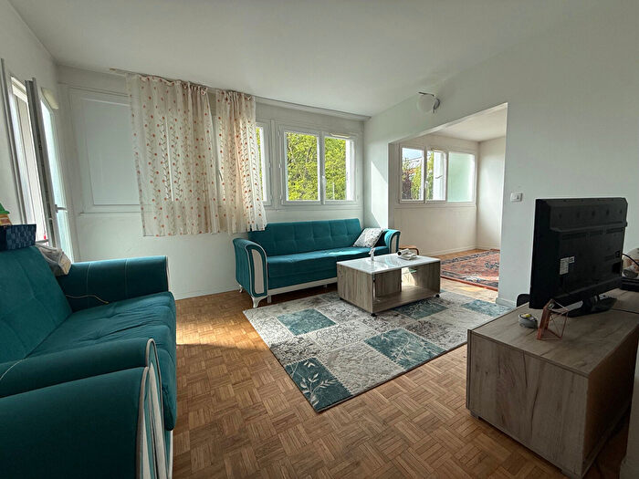 Appartement 4 pièces à Arnouville, Robert Schuman, Stade, à vendre