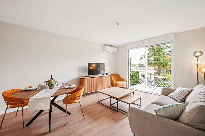 Appartement à louer - Racinay Pierrefite, Rambouillet - 1 pièce