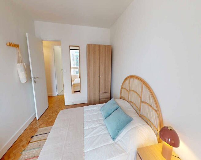 Cambronne-Garibaldi, Paris 15ème arrondissement : Appartement 4 pièces à louer