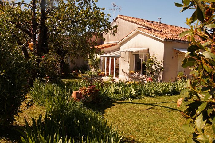 Maison à vendre - Champniers - 7 pièces - 5 chambres