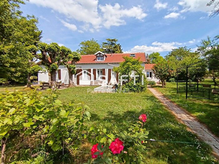 Maison à vendre - La Ferté-sous-Jouarre - 5 pièces - 3 chambres