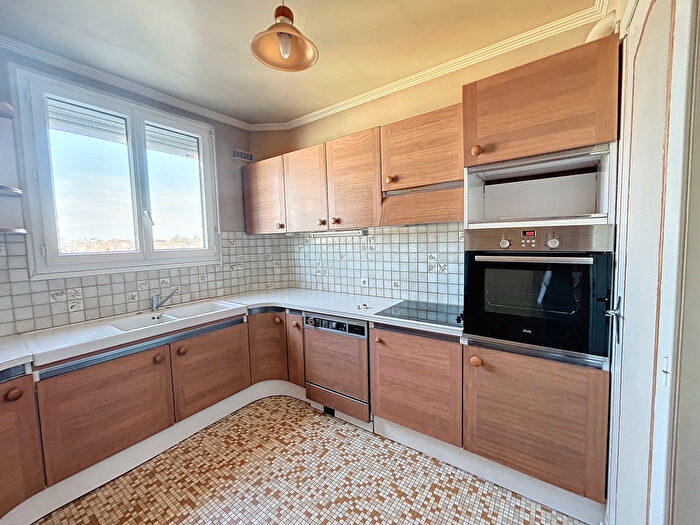 Troyes, Saint-Martin - Appartement 4 pièces à louer