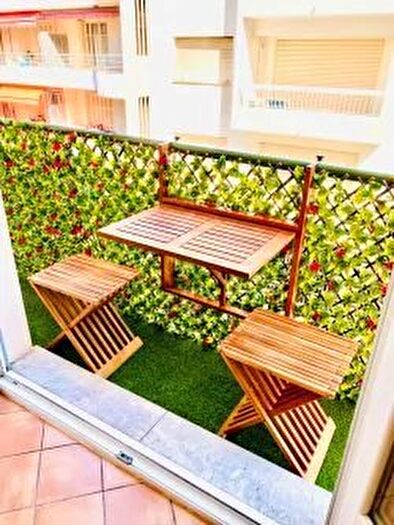 Appartement à louer - Antibes - 2 pièces - 1 chambre