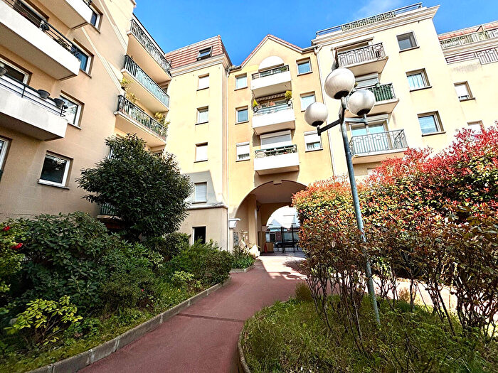Bezons, Centre-ville : Appartement 3 pièces à louer