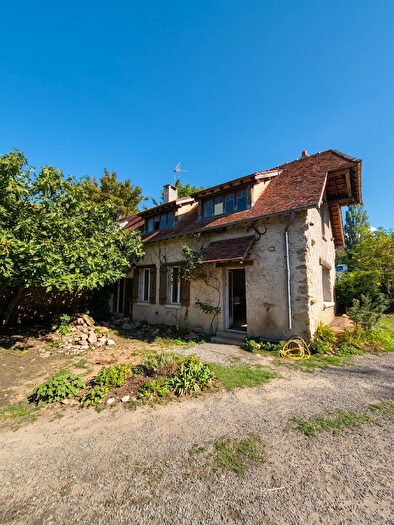 Maison 8 pièces à Houdan, à vendre