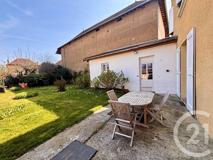 Appartement à vendre - Les Abrets - 5 pièces - 5 chambres