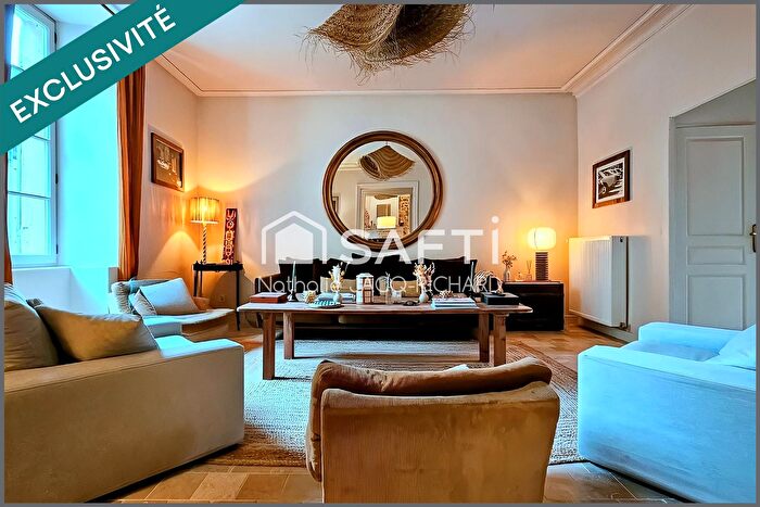 Maison à vendre - Saint-Aubin-de-Lanquais - 8 pièces - 3 chambres