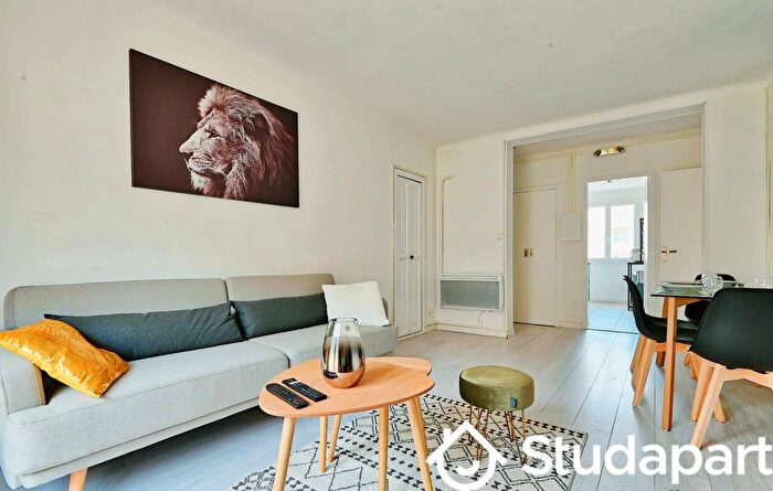 Appartement à louer - La Blancarde, Marseille ème arrondissement - 1 pièce - 1 chambre