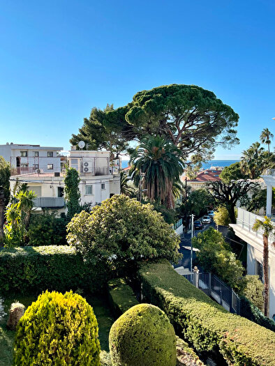 Nice, Cimiez : Appartement 2 pièces à louer
